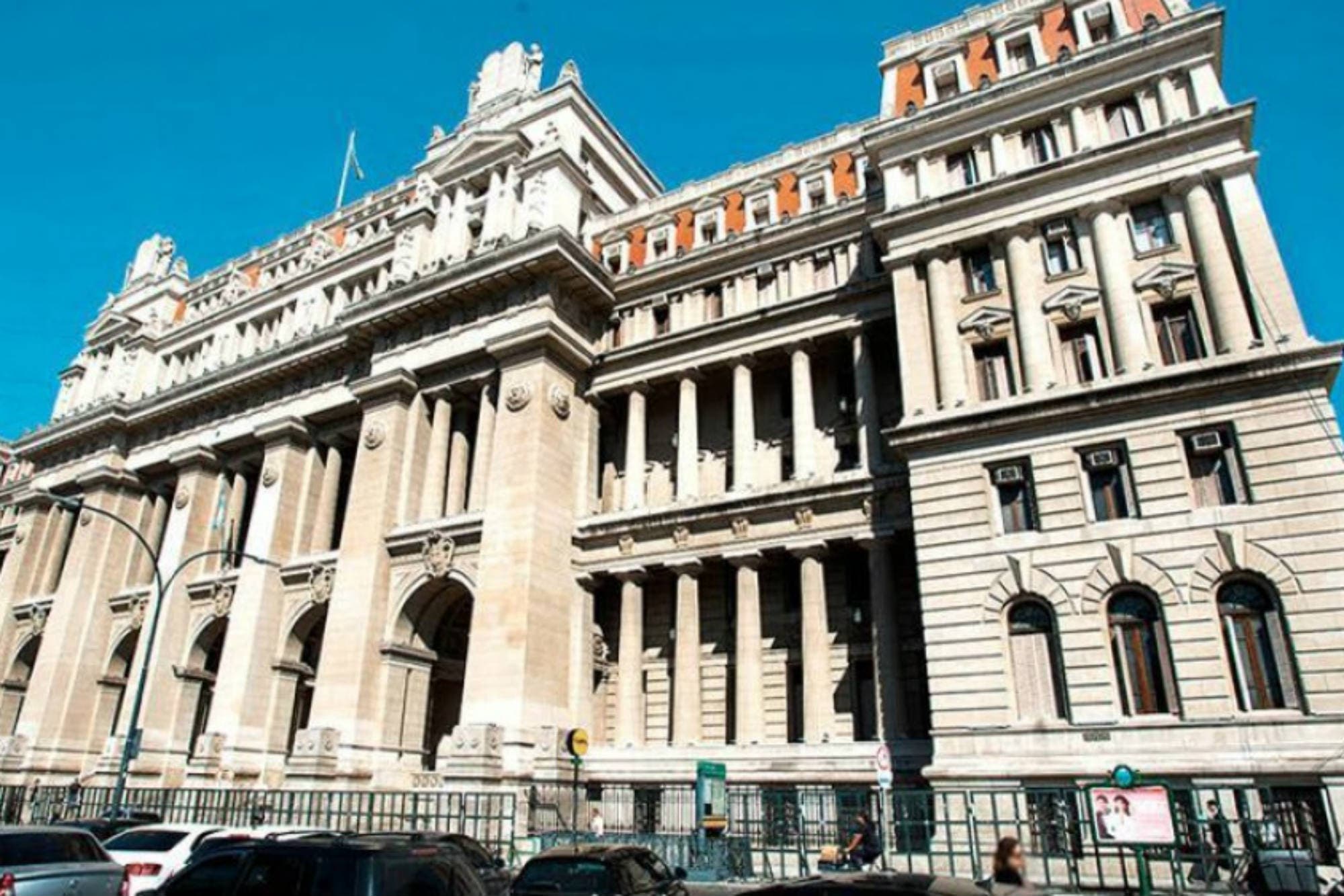 Efemérides 28 de Diciembre - Primera marcha contra la Corte Suprema en ...