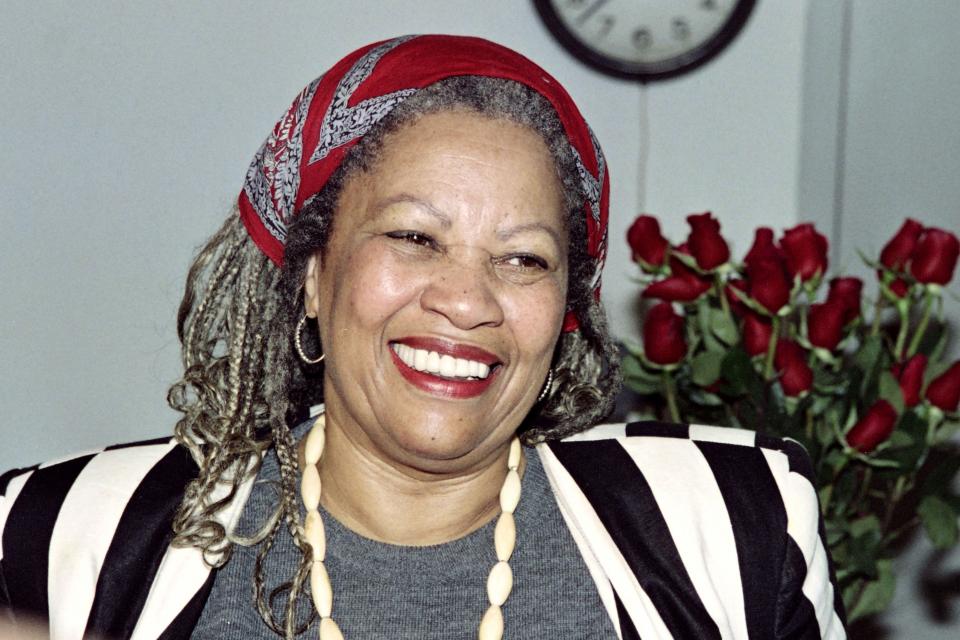 Efemérides 05 de Agosto - Toni Morrison - APJGas